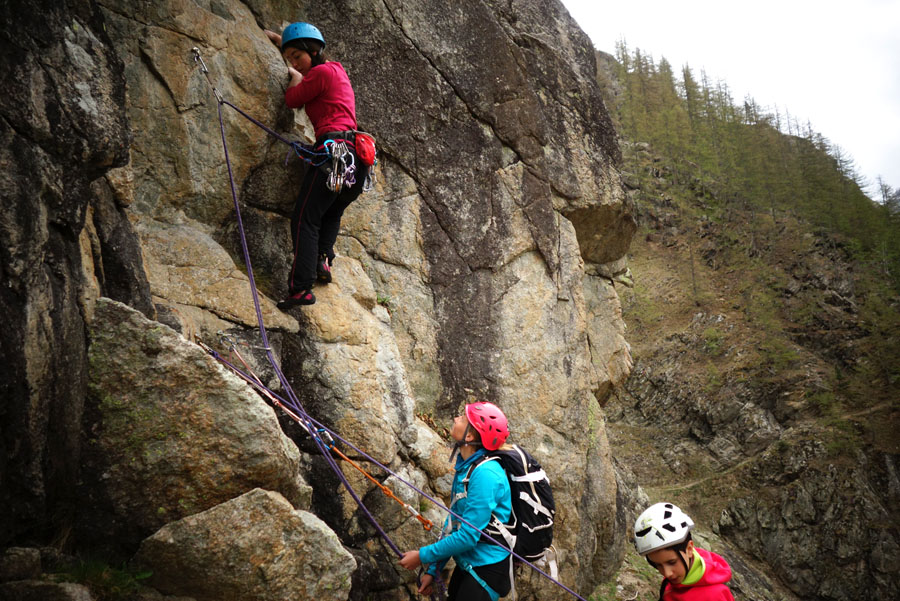 Ailefroide : Escalade de printemps la Draye, progresser en grande voie